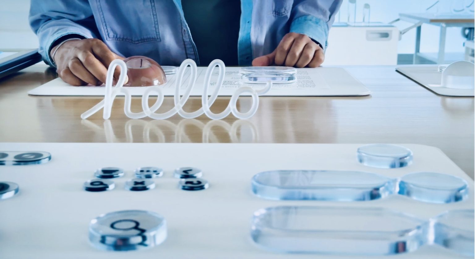 Apple’s “Liquid Glass” Design: Definition, Applications, and Usability ...